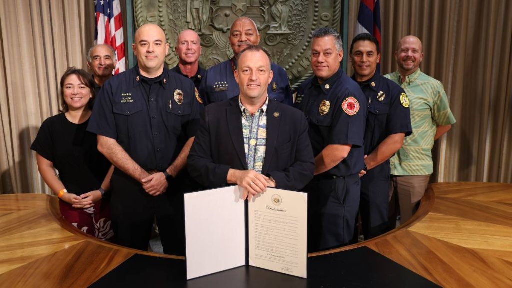 Kaua‘i fire chief joins Gov. Green during Fire Prevention Week ...