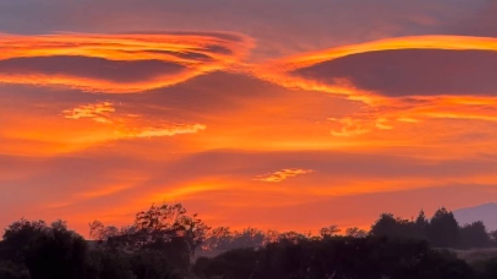 ‘Red sky in the morning, sailors take warning’: Major winter storm to ...