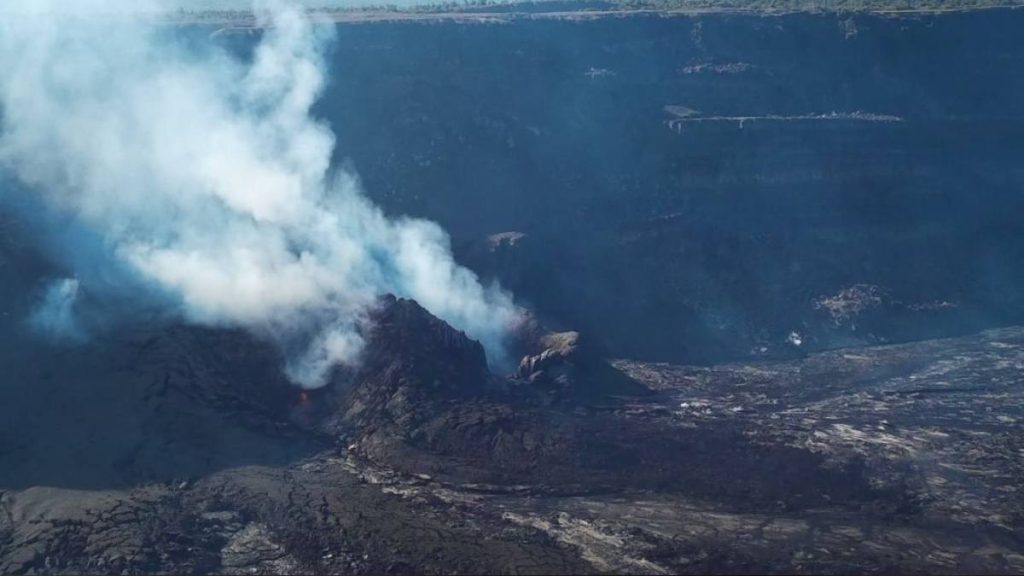 Update: Episode 13 of ongoing Kīlauea summit eruption ends as lava fountains stop abrubtly ...